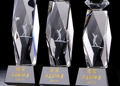 Cina Golf la tazza di cristallo del trofeo di evento con la figura interna OEM del golf del laser 3D disponibile in vendita