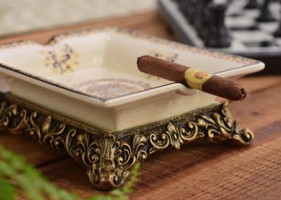 Cina Mestieri ceramici di qualità superiore delle decorazioni per le decorazioni della Camera con la base della resina in vendita