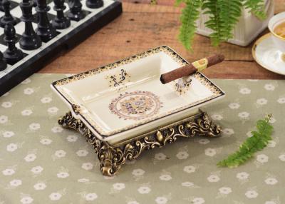 Cina Mestieri ceramici di qualità superiore delle decorazioni per le decorazioni della Camera con la base della resina in vendita