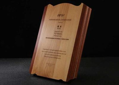 Китай Металлической пластинкы экрана 504 граммов награды студента твердой деревянной облегченные заключительного экзамена продается