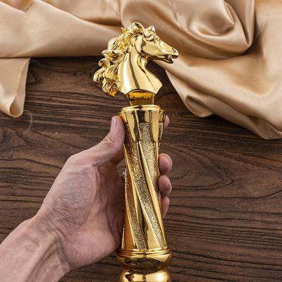 China Customized Zodiac Horse Height 290mm Resin Trophy Cup Gifts Decoration Te koop