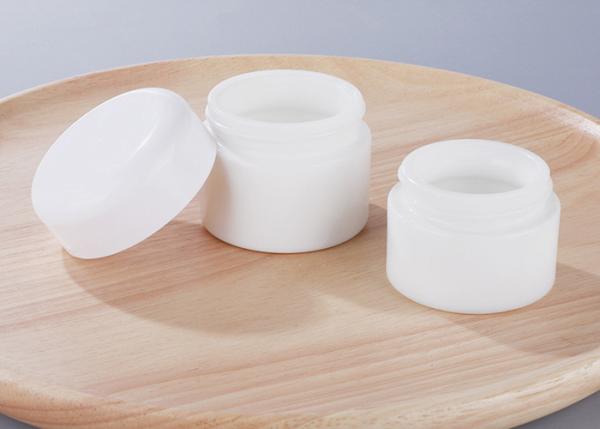 Quality Porcelain White Glass Jar White Lid Empty Round White Glass Cosmetic Jar Packaging for sale
