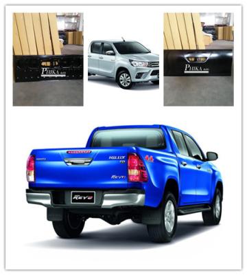 Cina Saldatura di acciaio su ordinazione 2016 della porta posteriore della raccolta di Toyota Hilux Revo con la guarnizione in vendita