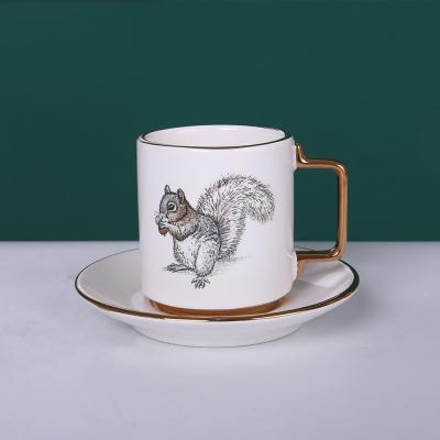 Cina La tazza di tè ceramica del ODM dell'OEM, ha personalizzato le tazze ceramiche per la decorazione domestica in vendita