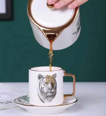 Cina La tazza di tè ceramica del ODM dell'OEM, ha personalizzato le tazze ceramiche per la decorazione domestica in vendita
