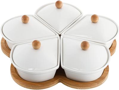 China De cirkel Ceramische Verdeelde Plaat Tray For Appetizer Chips van de Sectorvorm Te koop