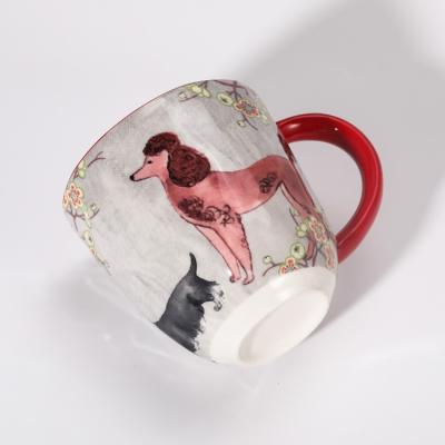 Cina Dipinto a mano puro del regalo del fumetto delle tazze da caffè ceramiche sveglie promozionali del barboncino in vendita
