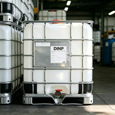 China Factory Export DINP Diisononyl Phthalate Plasticizer Low Volatility for sale