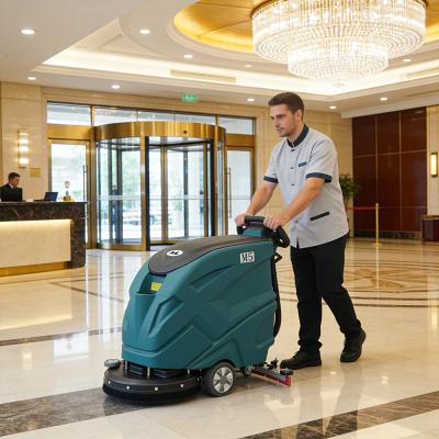 China 2000㎡/h High‑Efficiency Walk Behind Scrubber with 310W Suction Motor for Factories for sale