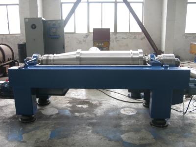 Cina Decanter orizzontale a tre fasi, centrifuga, separazione dell'olio e dell'acqua di fanghi in vendita