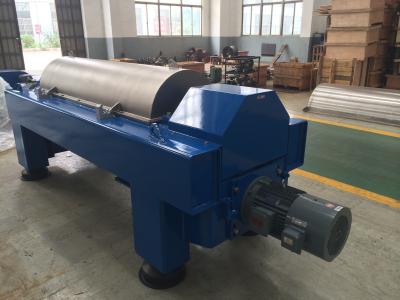 Cina Centrifughe a decanter tricanter continue appositamente progettate per il trattamento dell'olio di invecchiamento in vendita