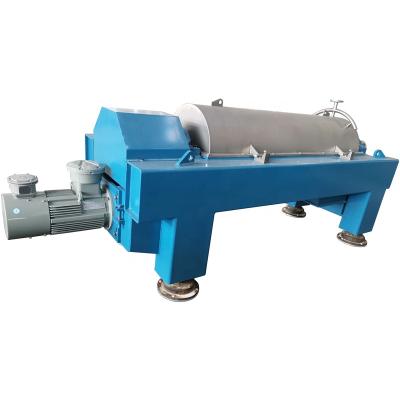 China Juneng Brand Decanter Centrifuge Machine with 2-10 m³/h Capacity 3000 RPM Setting Speed and 380v/50hz Voltage for sale