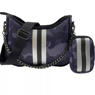 China Neoprene Practical Waterproof Messenger Bag Wear Resistant Lightweight for sale