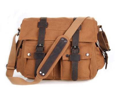 China Polyester Business Casual Messenger Bag , 12oz Men'S Business Leather Shoulder Bag for sale