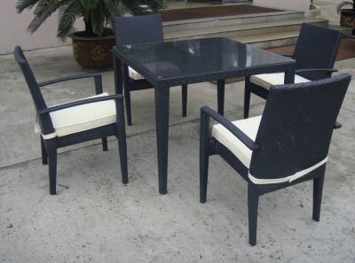 China (5pcs)=4pcs chair+1pcs table for sale
