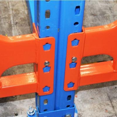 China Robustes Gray Blue Orange Pallet Racking-System mit 2.0-2.5mm Strahln-Stärke zu verkaufen