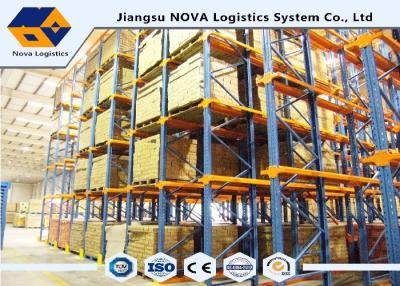 Cina Azionamento d'acciaio Q235 nelle società del centro/alimento di logistica degli scaffali di tormento del magazzino di stoccaggio in vendita