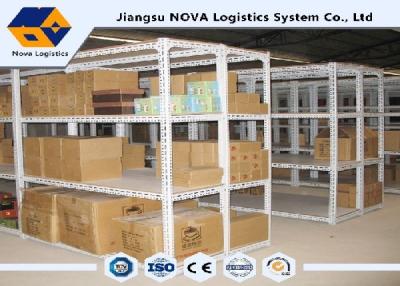 Cina Scaffalatura d'acciaio regolabile di Boltless del ribattino per le merci più leggere artificiali di Access in vendita