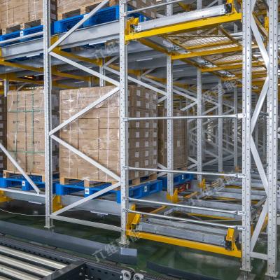 China Warehouse Steel Storage Four Way Radio Shuttle Racking System Versatile Shuttle Pallet Racking for sale