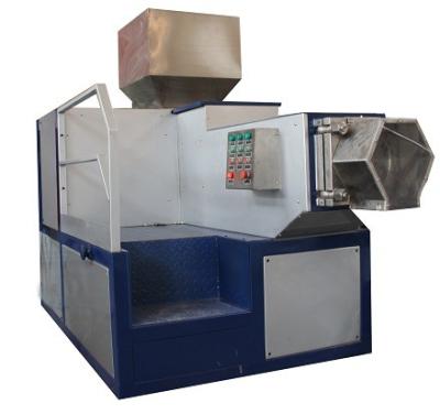China 500 kg/h zeepnoedels maken machine met raffinage en extruderen functie 220/380v Spanning Te koop