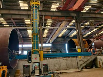 中国 溶接自動操作器と迅速かつ精密な溶接プロセス 移動型および回転型 リフティング速度1000mm/min 販売のため