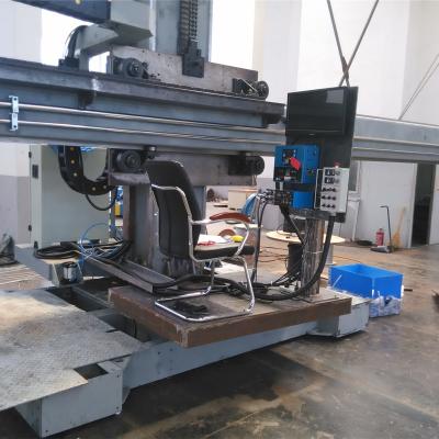 China Seam Tracker Central Operate Tank Tower SAW Welding Manipulator for sale