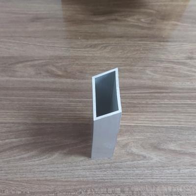 Cina il tubo di alluminio 38mmx38mmx02mm di profilo 100x100 ha espulso in vendita