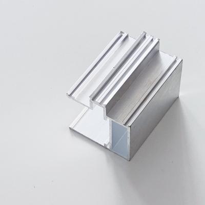 Cina 4080 T scanalano il profilo di alluminio di CNC per le estrusioni del portello scorrevole in vendita