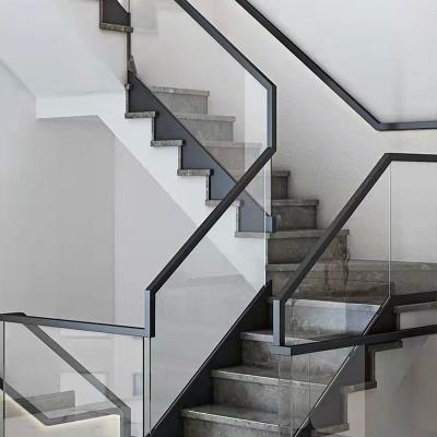 Cina Profilo di alluminio del corrimano di progettazione artistica per l'inferriata della scala dell'hotel dell'interno in vendita