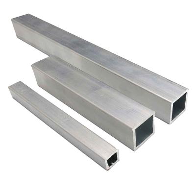Cina 6063 T5 Tubo in alluminio Tubo Profilo 6061 Circolare Quadrato Sabbiatura in vendita