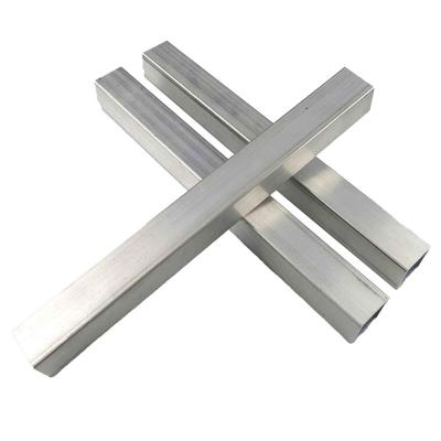 Cina Profili in alluminio estruso Serie 6000 Lega di alluminio Tubo quadrato e tondo in vendita