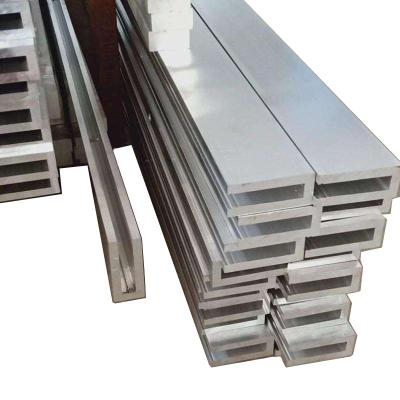 Cina Custom Aluminum Handrail Profile Stair Handrail Wood Grain Railing Profile Oval Aluminum Tube in vendita