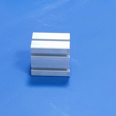 Cina Linea di assemblaggio Profilo di alluminio 2020 Profilo modulare di alluminio ad estrusione anodizzata in vendita