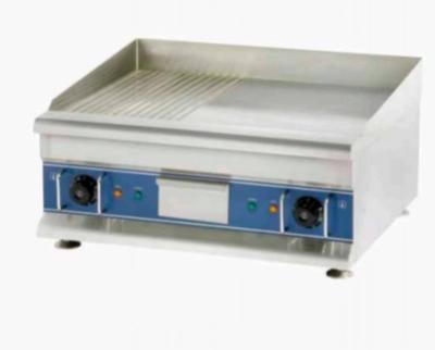 中国 Electric Stainless Steel Griddle Cooks Various Foods at 0℃~100℃ Temperature Range for Restaurant Kitchen 販売のため