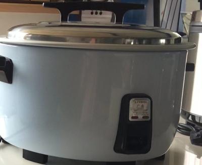 China Iron 25L Capacity Commercial Rice Cooker with Mechanical Control Panel - Efficiently Cooks Rice at 220V for sale