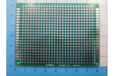 中国 FR4 二重層 PCB 注文 PCB は緑のマスクの太陽プリント基板に乗ります 販売のため