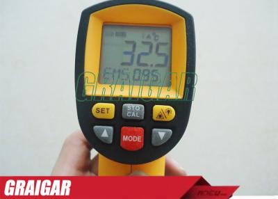 Cina Termometro infrarosso della pistola di temperatura di IR Digital dell'esposizione LCD senza contatto di 50:1 GM1350 in vendita