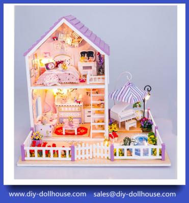 China Diy wooden dollhouse mini glass dollhouse miniature room box model building cottage 13834 for sale
