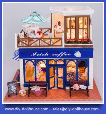 China Diy wooden dollhouse mini glass dollhouse miniature room box model building cottage D012 for sale