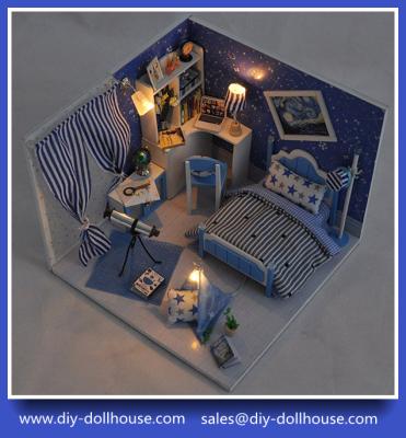 China Diy wooden dollhouse mini glass dollhouse miniature room box model building cottage TW1 for sale