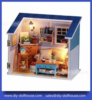 China Diy wooden dollhouse mini glass dollhouse miniature room box model building cottage W008 for sale