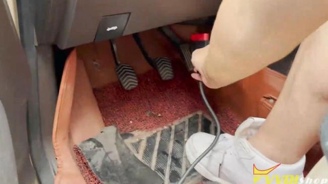 Connect Xhorse XD8ASKGL Toyota 8A AKL Adapter with VVDI Key Tool Plus 6