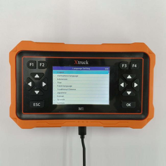 Xtruck M1 Professional Motorcycle Scanner with Live Data Stream, Freeze Frame Data & I/M Readiness Status Display 2