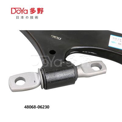 China Control Arm Assy 48068-06230 Toyota Left And Right Lower for sale