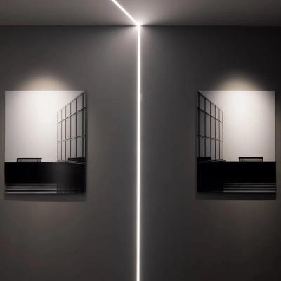 Califique 6000 series ahuecó el perfil de aluminio del LED que pule con chorro de arena 6063 T5