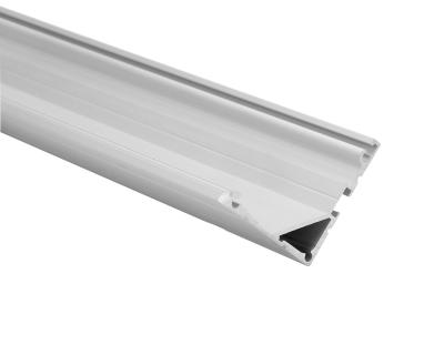 Cina Profili d'angolo principali di alluminio 40x40mm del triangolo 6063 in vendita
