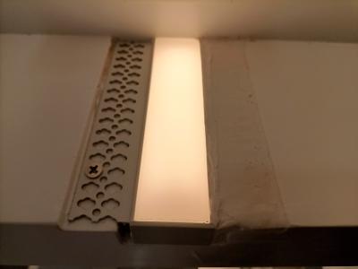 Cina Manica dell'estrusione messo profilo di alluminio del gesso di IP20 LED in vendita