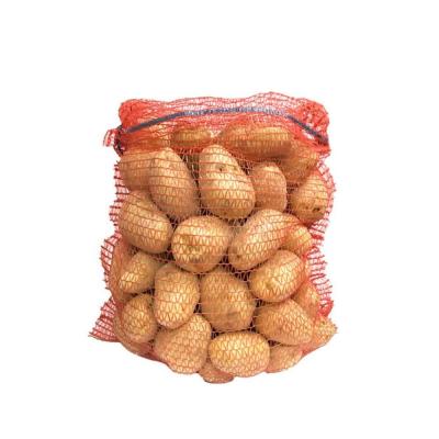 Cina 50*80cm Sacco di cipolle imballaggio di frutta Raschel mesh bag con chiusura conveniente con la corda di trazione in vendita