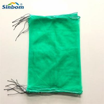 Cina 100% di HDPE vergine String di tiro Protezione albero di frutta Mono Mesh Net Verde PE Date Bag in vendita