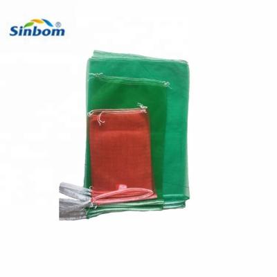 Cina Confortevole sigillamento a corda di trazione PP/PE Rollo tessuto di plastica per borse a maglia di cipolla/legna da fuoco in vendita